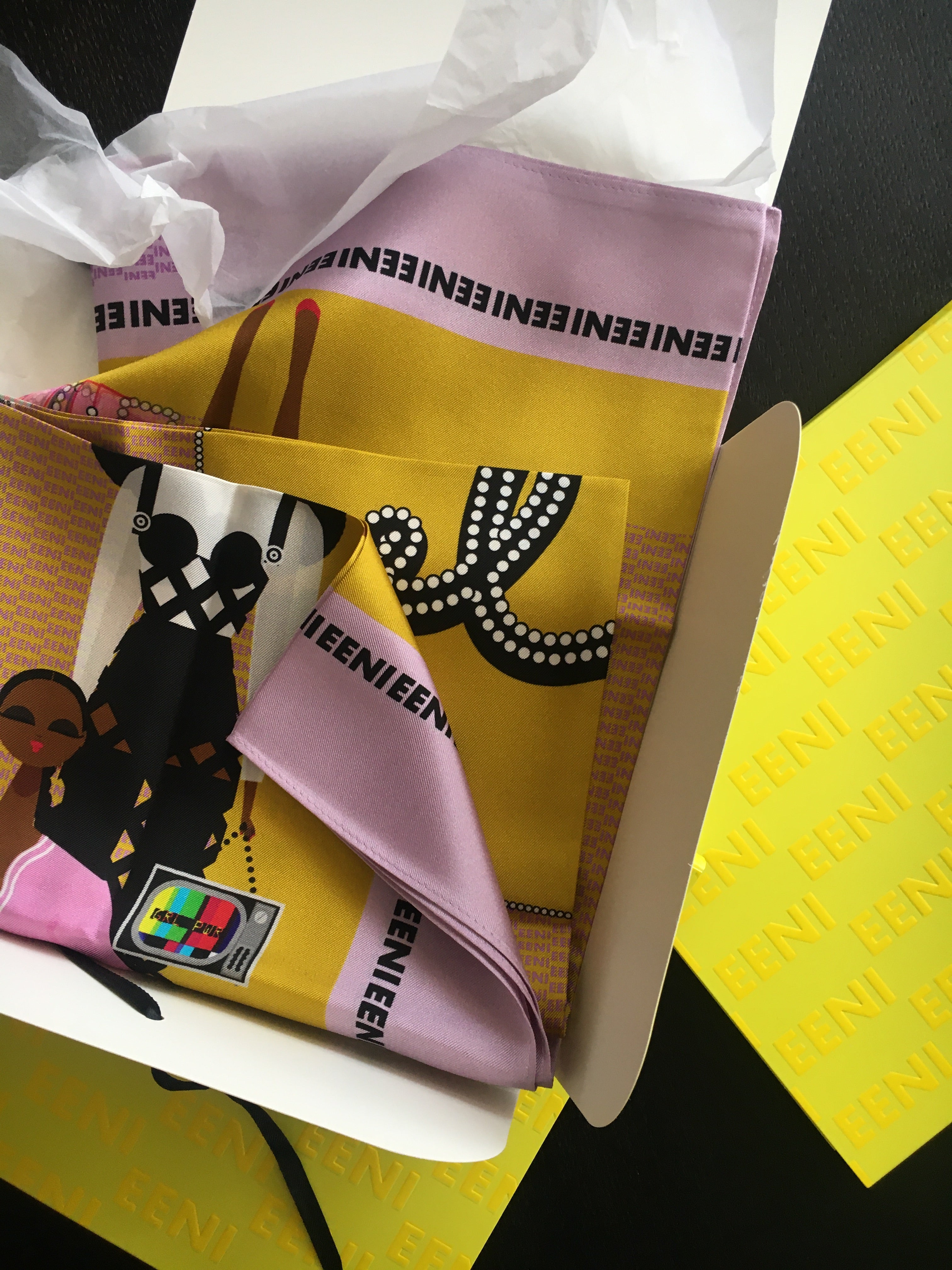 SILK SCARVES – Eeni